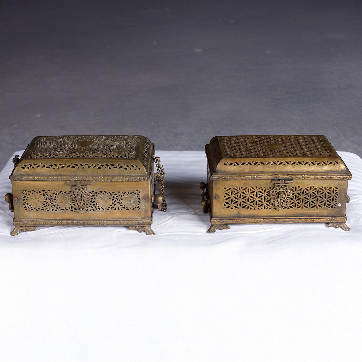 Rajputra Association of North America. Rectangular Shaped Brass Jewelry Box